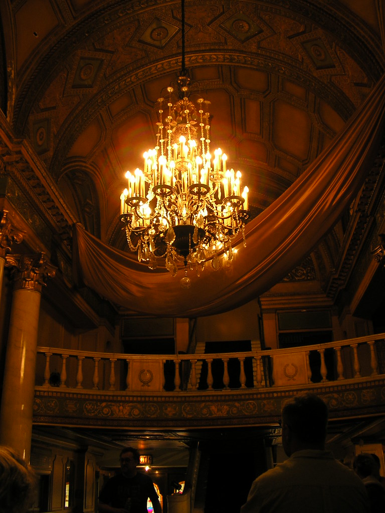 The Decrepit United Artists Theater Detroit (A Must See ...